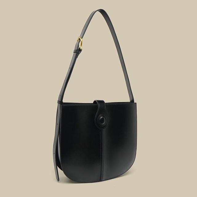 本革　トートバッグ　レディース　レザーバッグ　ショルダーバッグ 革バッグ　かばん　通勤 通学　大人　20代30代40代50代