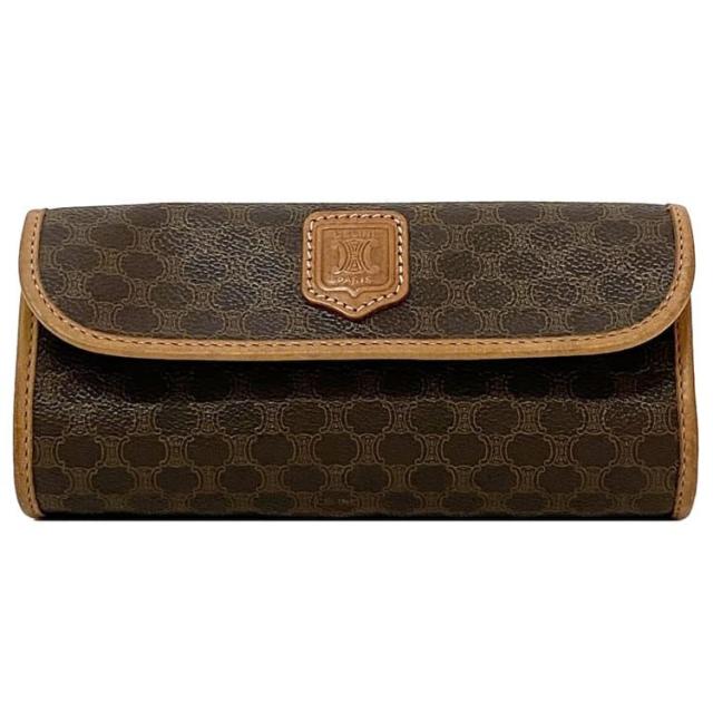セリーヌ ポーチ ec-21594 ブラウン マカダム 美品 PVC レザー 中古 M/96 CELINE 総柄 クラッチバッグ ミニ マグネット フラップ ロゴ 定番 人気 女性 レディース 小さい コンパクト 革 お洒落 クラッチ ミニバッグ バッグ 高級感 上品 ブランド 本物 鑑定済み