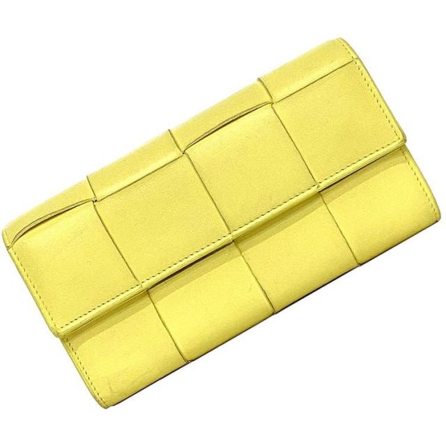 ボッテガヴェネタ 二つ折り 長財布 ec-22033 イエロー マキシイントレ 667433 財布 美品 レザー 中古 R00249243T BOTTEGA VENETA マグネット フラップ マキシ イントレチャート シンプル 黄色 レディース メンズ 定番 人気 マグネット ランド 本物 鑑定済み