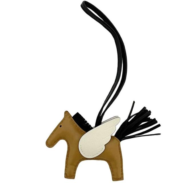 エルメス バッグチャーム ペガサス ＰＭ f-23382 ブラウン ホワイト ブラック セサミ ナタ 美品 アニューミロ 中古 Ｂ刻印 HERMES 馬 チャーム アクセサリー 羽 ホース 茶色 白 黒 定番 人気 メンズ レディース 箱付き ブランド 本物 鑑定済み