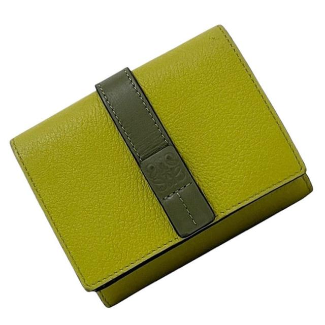 ロエベ 三つ折り 財布 トライフォールド ウォレット ec-24078 グリーン アナグラム C660TR2X01 美品 レザー 中古 062138 LOEWE ホック コンパクト ミニ財布 レディース メンズ 定番 人気 男性 女性 男女兼用 シンプル 革財布 ミニ ブランド 本物 鑑定済み