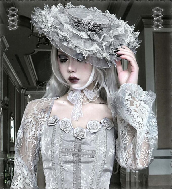 【送料無料】仮装舞踏会 女性用 コスチューム バラ ゴシック暗黒風 ハロウィン レース キャミソールドレス グレー 帽子トップス追加可 パーティー 文化祭 学園祭 イベント 送料無料】仮装舞踏会 女性用 コスチューム バラ ゴシック暗黒風