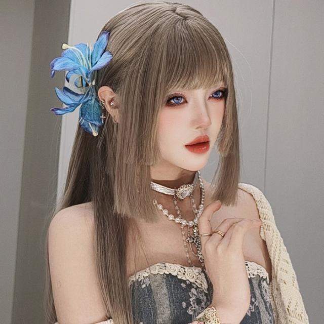 姫カット 中世の貴族風 ストレート ブラウン色 茶髪 フルウィッグ かつら 女性 長髪 ロングウィッグ ロングヘア ロリータ lolita 前髪あり 自然 可愛い wig コスプレ 耐熱ウィッグ 小顔効果 コスチューム 仮装 文化祭 学園祭 演劇 舞台 イベント 変装 女装