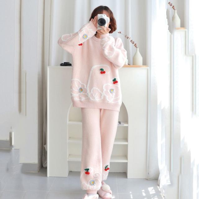 ルームウェア レディース チェリー さくらんぼ ピンク ふわふわ もこもこ ゆったり 暖かい 防寒 可愛い フリーサイズ 上下セット セットアップ パジャマ  長袖  着る毛布 かぶり  韓国 おしゃれ