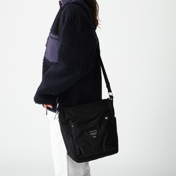 マリメッコ ショルダーバッグ パル ブラック メンズ レディース ユニセックス MARIMEKKO 092520 999