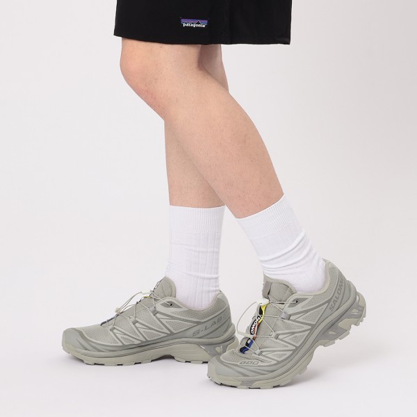 サロモン スニーカー XT-6 GHOST エックスティー6 ゴースト グレー メンズ レディース ユニセックス SALOMON L47444800 Grigio