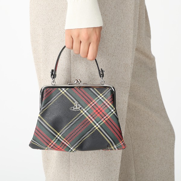 ヴィヴィアンウエストウッド ショルダーバッグ グラニーフレームパース ブラック レディース VIVIENNE WESTWOOD 4B010006W S0022 N302