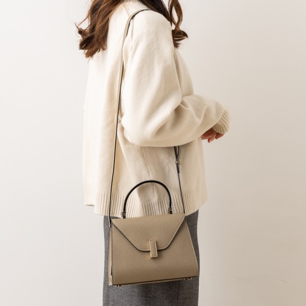 ヴァレクストラ ハンドバッグ ショルダーバッグ イジィデ ミニサイズ ミニバッグ ベージュ レディース Valextra WBES0036028LOC99 MO