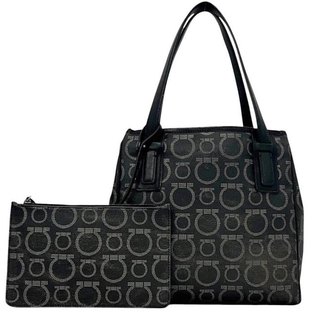 サルヴァトーレ フェラガモ トートバッグ ブラック シルバー ガンチーニ EX-21 7396 ポーチ付き PVC レザー 中古 Salvatore Ferragamo 軽い ハンドバッグ ロゴ 総柄 トート 黒 メンズ レディース 定番