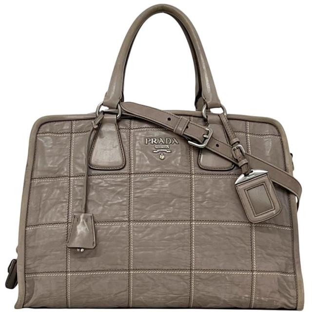 プラダ 2way バッグ グレー BN2217 美品 ナッパ レザー 中古 180 PRADA トートバッグ クロスボディ ショルダーバッグ ファスナー ステッチ 鍵付き ヴィンテージ レディース 女性 定番 人気 肩掛け ハンドバッグ