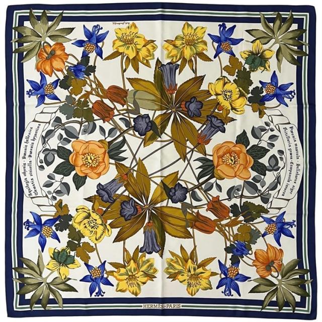 エルメス スカーフ カレ90 ホワイト ネイビー ヘラスの花 美品 クリーニング済み シルク 100% 中古 HERMES 花 フラワー 大判 衣類 マルチカラー カラフル レディース アパレル 定番 人気 ヴィンテージ シンプル 花柄