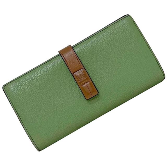 ロエベ 二つ折り 長財布 バーティカル ウォレット カーキグリーン アナグラム C660S40X01 美品 財布 レザー 中古 062152 LOEWE ホック ロゴ ワンポイント 箱付き メンズ レディース 定番 人気 ヴィンテージ