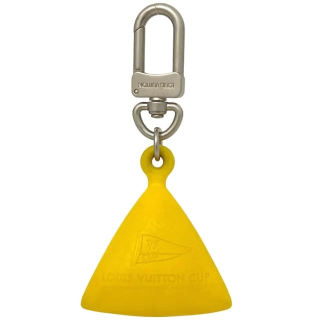 ルイ ヴィトン キーホルダー イエロー ヴィトンカップ キーリング ラバー メタル 中古 LOUIS VUITTON LVカップ トライアングル バッグチャーム 黄色 メンズ レディース 男女兼用 シンプル ヴィンテージ コレクション