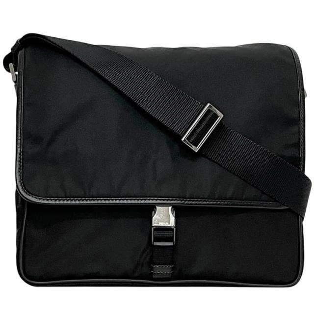 プラダ ショルダーバッグ ブラック NERO テスート V166 美品 ナイロン サフィアーノ レザー 中古 165 PRADA フラップ 黒 軽量 クロスボディ シンプル 三角 ロゴ プレート メンズ レディース 定番 人気 男女兼用