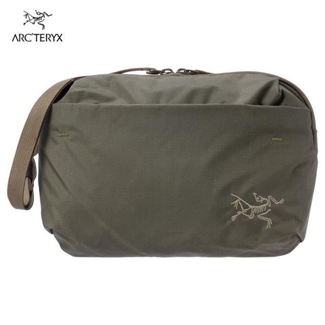ARC’TERYX アークテリクス Heliad Crossbody X000009828 ヒリアド クロスボディ バッグ メンズ レディース ボディバッグ 鞄  arc0019