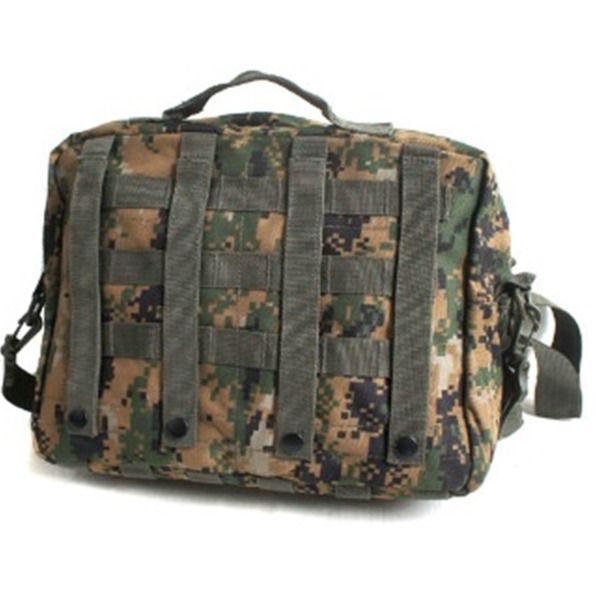 アメリカ軍 偵察隊 肩掛け ショルダー バッグ カバン コヨ‐テ ブラウン