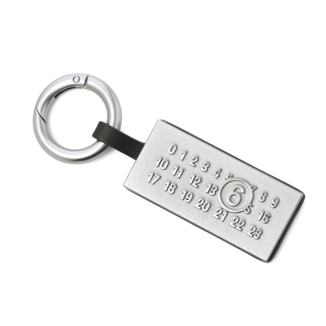 [あす着] エムエム 6 メゾンマルジェラ MM6 Maison Margiela キーリング バッグチャームMIX レディース NUMERIC TAG KEYRING