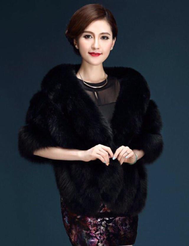 高級肩掛けフェイクファー ケープ ．豪華大判ショール ．レディース ストール．