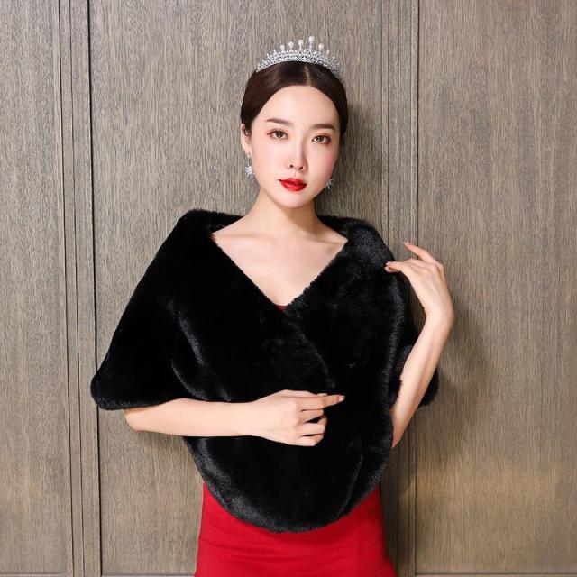 豪華肩掛け 大判ショール ファーストール ．毛皮ケープ 結婚式 ボレロ ポンチョ