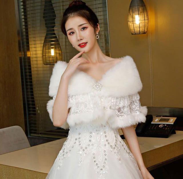 豪華肩掛け 大判ショール ファーストール ．毛皮ケープ 結婚式 ボレロ ポンチョ