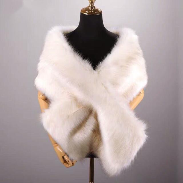 毛皮風ミンクケープ ．ファーショール ファーストール ポンチョ ボレロ ストール．