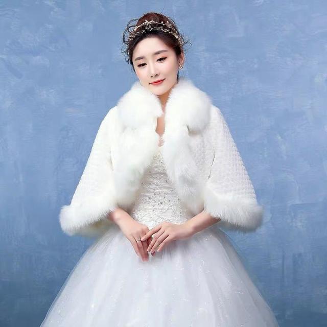 豪華肩掛け 大判ショール ファーストール ．毛皮ケープ 結婚式 ボレロ ポンチョ