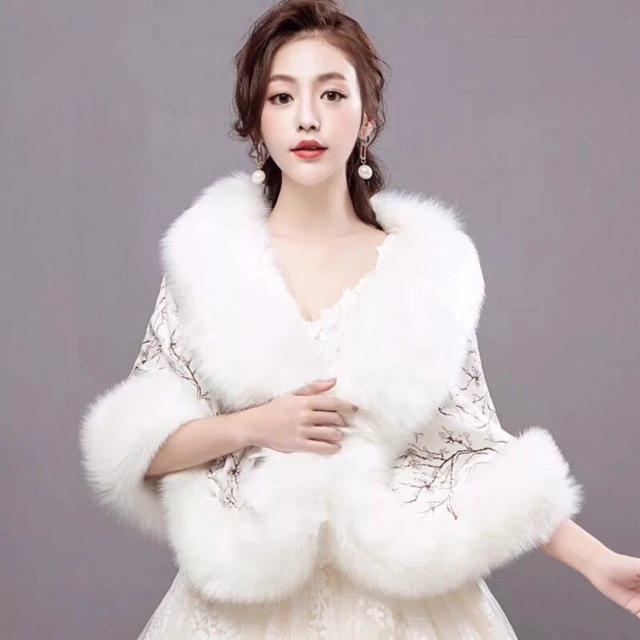 高級肩掛けフェイクファー ケープ ．豪華大判ショール ．レディース ストール．