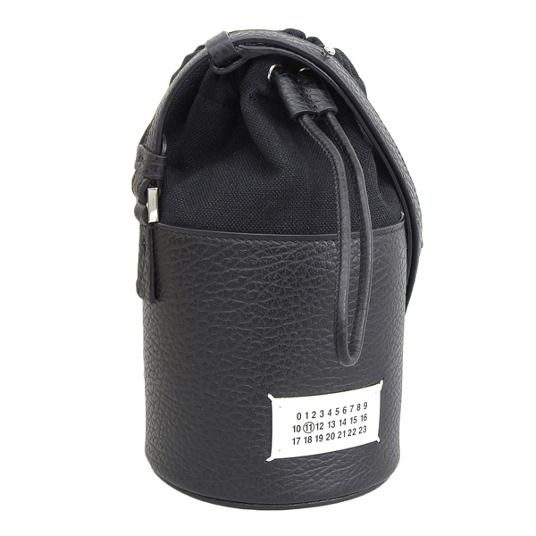 メゾンマルジェラ バッグ レディース ショルダーバッグ レザー キャンバス ブラック S56WG0164P43488013 Maison Margiela 母の日　土日祝も毎日発送します