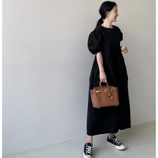 ワンピース フレアワンピース ロング ロング丈 マキシ 袖あり 半袖 5分袖 ボリューム袖 クルーネック フレア セミフレア Aライン かわいい 大人可愛い きれいめ シンプル カジュアル 大人 上品 おしゃれ 大人可愛い 大人女子 こなれ感 ラフ ラブリー キュート ガーリー ルーズ