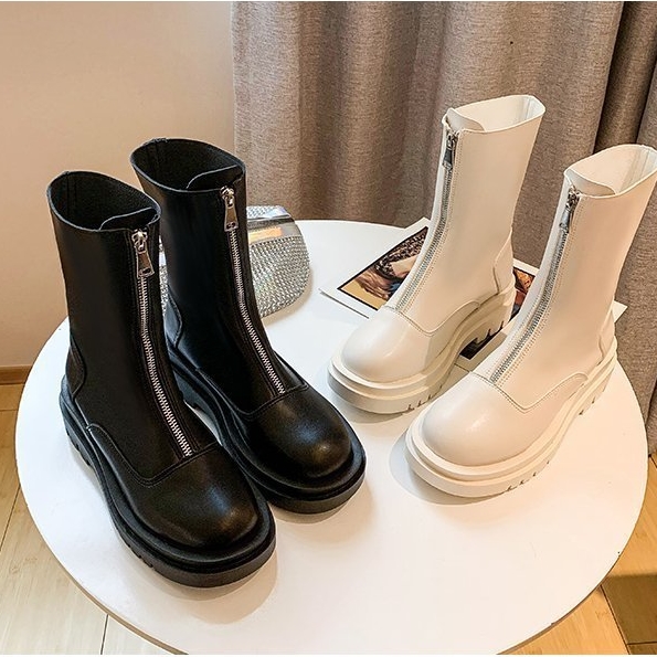 フロントジッパー ショートブーツ シューズ 靴 くつ クツ レディースシューズ レディースブーツ 厚底 美脚 脚長 かわいい 大人可愛い シンプル カジュアル おしゃれ お洒落 かっこいい ラブリー キュート マニッシュ ラフ 個性的 クール モード系 無地 冬 10代 20代 30代