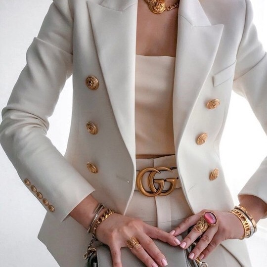 アウター ジャケット 上着 スーツ 袖あり 長袖 襟付き 前開き きれいめ シンプル カジュアル 大人 上品 おしゃれ お洒落 かっこいい こなれ感 ラフ ラブリー キュート ガーリー 個性的 クール 主役級 存在感 とろみ感 抜け感 春 夏 秋 冬 誕生日 二次会 レディース 女性用 OL