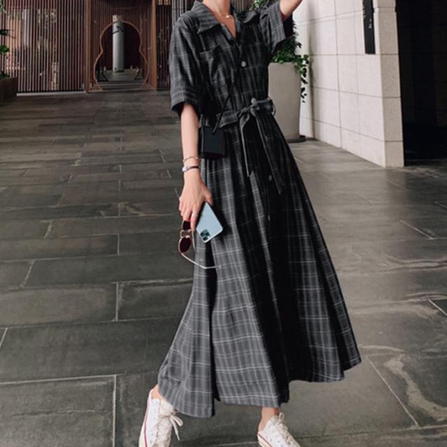 ワンピース 膝下 袖あり 半袖 襟付き Aライン 前開き かわいい 大人可愛い きれいめ シンプル カジュアル 大人 上品 おしゃれ お洒落 かっこいい こなれ感 ラフ メンズライク マニッシュ ボーイッシュ スポーティー ラブリー キュート 個性的 クール 主役級 存在感 とろみ感