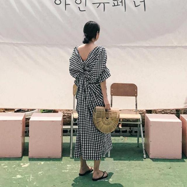 ワンピース シャツワンピース フレアワンピース ロング丈 半袖 Vネック フレア セミフレア かわいい 大人可愛い きれいめ シンプル カジュアル 大人 上品 おしゃれ お洒落 大人可愛い 大人女子 ガーリー エレガント 主役級 存在感 フォーマル 柄 チェック柄 春 夏 誕生日