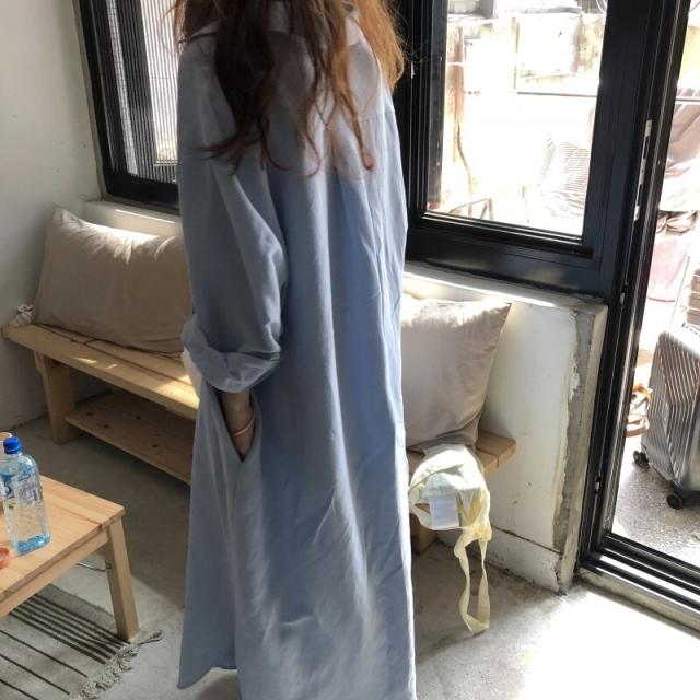 オーバーシルエットシャツワンピース シャツ ミモレ ミモレ丈 ロング ロング丈 マキシ マキシ丈 袖あり 長袖 襟付き かわいい 大人可愛い きれいめ シンプル カジュアル おしゃれ お洒落 かっこいい レトロ 大人可愛い 大人女子 こなれ感 メンズライク マニッシュ