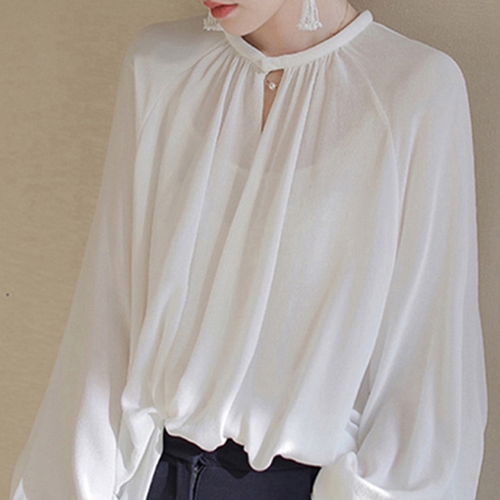 きれいめ 大人 ボリューム袖 トップス シャツ ブラウス 袖あり 長袖 ホルターネック スキッパー フレア チュール シフォン かわいい 大人可愛い シンプル 上品 おしゃれ 大人女子 こなれ感 マニッシュ ラブリー キュート モード系 エレガント モダン フォーマル とろみ感 無地