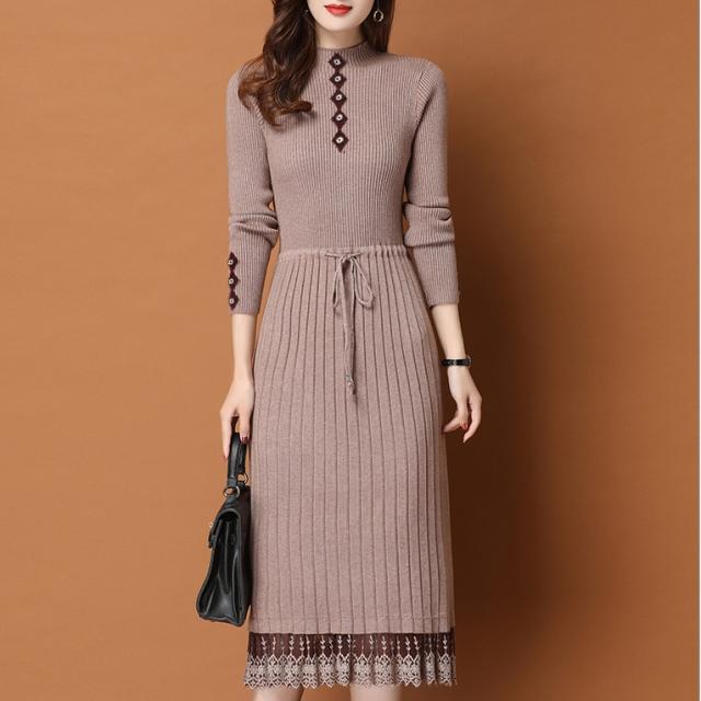 裾レース プリーツ ニット ワンピース ニットワンピース 膝下 ロング ロング丈 長袖 ハイネック スタンドカラー プチハイネック Aライン 切り替えデザイン ドッキング レース ウエストリボン リブ リブニット 透け感 ドローコード かわいい 大人可愛い きれいめ シンプル