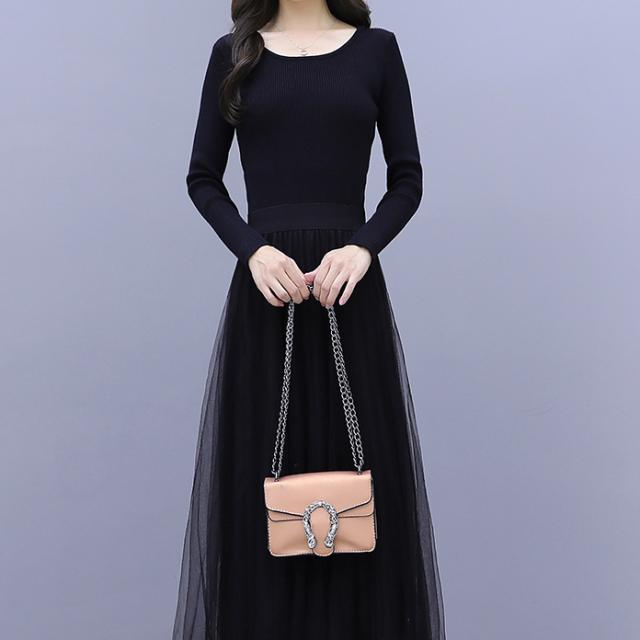 ガーリーチュールワンピース 膝丈 ひざ丈 膝上 袖あり 長袖 ラウンドネック 襟なし フレア チュール かわいい 大人可愛い きれいめ シンプル カジュアル 大人 上品 おしゃれ お洒落 大人可愛い 大人女子 こなれ感 ラフ キュート ガーリー ルーズ 個性的 主役級 とろみ感