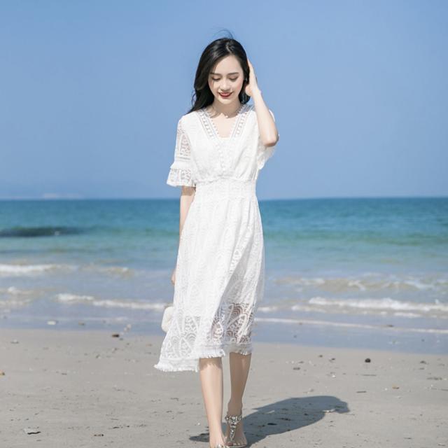 ワンピース ブラウス シャツワンピース フレアワンピース ワンピドレス 膝丈 ひざ丈 袖あり 半袖 フレアスリーブ Vネック 襟なし フレア セミフレア ストレート ワイド Aライン レース フリル ウエストマーク 透け感 シースルー かわいい 大人可愛い きれいめ シンプル