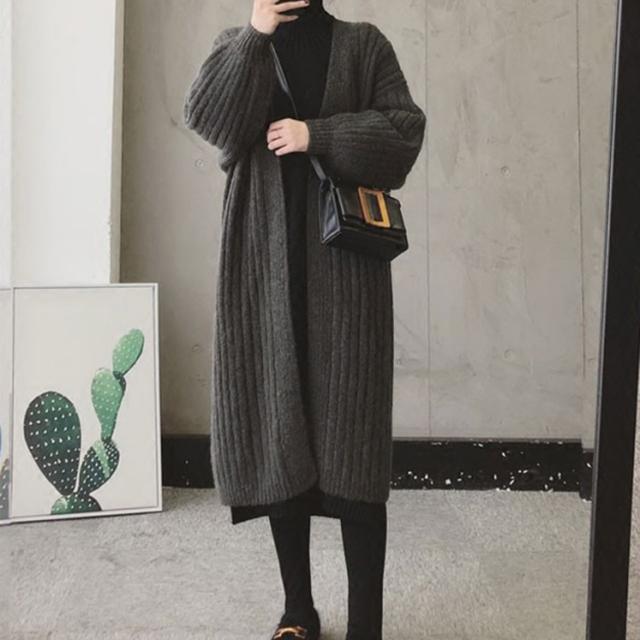 太リブ 前開き トッパー ロング カーディガン 膝下 ロング丈 長袖 ボリューム袖 ドロップショルダー 萌袖 襟なし ワイド Iライン リブ 前開き リブニット 編み込み ニット かわいい 大人可愛い きれいめ シンプル カジュアル 大人 上品 おしゃれ 大人女子 こなれ感 ラフ