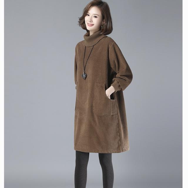 ワンピース 膝丈 ひざ丈 袖あり 長袖 ハイネック タートルネック 襟なし セミフレア Aライン ポケット リブ 厚手 かわいい 大人可愛い きれいめ シンプル カジュアル 大人 上品 おしゃれ 大人女子 こなれ感 ラフ ルーズ 個性的 クール モード系 エレガント モダン 抜け感 無地