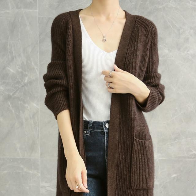 トップス カーディガン ロング ロング丈 袖あり 長袖 Vネック 襟なし ポケット 前開き ニット 厚手 かわいい 大人可愛い シンプル カジュアル 大人 おしゃれ お洒落 レトロ アジアン エスニック ラフ 無地 秋 冬 20代 30代 レディース 女性用 通勤 デート お出かけ
