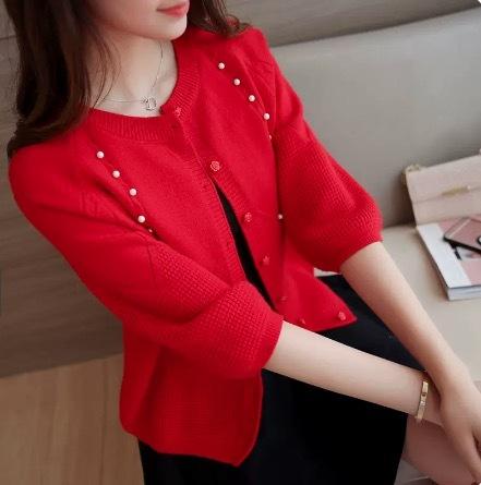 トップス カーディガン 上着 白トップス ミディアム丈 袖あり 7分袖 七分袖 長袖 ボリューム袖 襟なし フレア セミフレア 細身 ストレート Aライン Iライン スマート 前開き 編み込み 伸縮性 かわいい 大人可愛い きれいめ シンプル カジュアル 上品 おしゃれ お洒落 レトロ