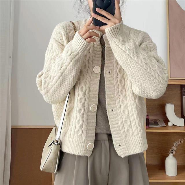 トップス カーディガン 長袖 Vネック かわいい 大人可愛い きれいめ シンプル カジュアル 大人 上品 おしゃれ お洒落 大人可愛い 大人女子 こなれ感 ガーリー エレガント 主役級 存在感 フォーマル 春 夏 秋 誕生日 クリスマス バレンタイン 10代 20代 30代 レディース 女性用