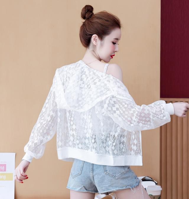 トップス パーカー ミディアム丈 袖あり 長袖 襟なし フード付き 前開き 透け感 シースルー 薄手 かわいい 大人可愛い シンプル 大人 おしゃれ お洒落 アジアン エスニック エキゾチック 大人女子 柄 春 夏 秋 10代 20代 30代 通勤 デート お出かけ 公園デビュー 女子会 休日 トップス パーカー ミディアム丈 袖あり 長袖 襟なし フード付き 前