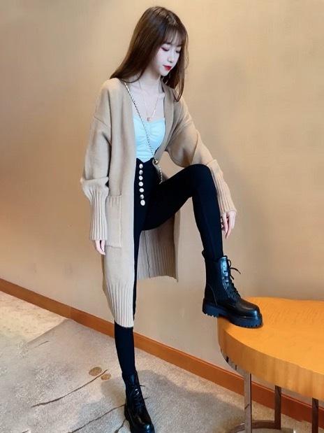 トップス カーディガン 上着 ロング ロング丈 ミディアム丈 袖あり 長袖 ボリューム袖 フレアスリーブ フレンチスリーブ ホルンスリーブ 萌袖 襟なし フレア セミフレア 細身 ストレート ワイド Iライン スマート ポケット リブ 前開き リブニット 伸縮性 厚手 かわいい