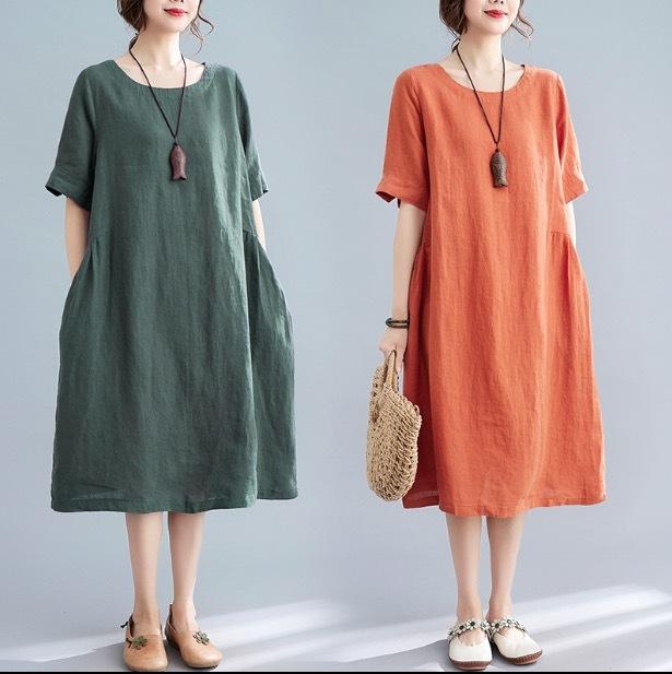 ワンピース デート 白トップス フレアワンピース ワンピドレス 膝下 ミモレ ミモレ丈 ロング ロング丈 ミディアム丈 袖あり 半袖 5分袖 五分袖 フレアスリーブ 萌袖 ラウンドネック クルーネック 襟なし フレア セミフレア 細身 ストレート ワイド Aライン 切り替えデザイン