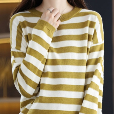クルーネック ボーダー ニット トップス プルオーバー 袖あり 長袖 ドロップショルダー 襟なし リブ リブニット 編み込み かわいい 大人可愛い きれいめ カジュアル 大人 おしゃれ 大人女子 こなれ感 ラブリー キュート 主役級 秋 冬 10代 20代 30代 40代 50代 60代