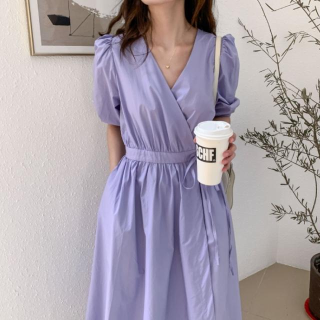 ワンピース ワンピドレス 膝下 ロング ロング丈 袖あり 半袖 パフスリーブ 萌袖 カシュクール 襟なし セミフレア Aライン ウエストリボン ポケット ハイウエスト 綿 リネン かわいい 大人可愛い シンプル カジュアル 大人 おしゃれ アジアン エスニック エキゾチック 無地 夏