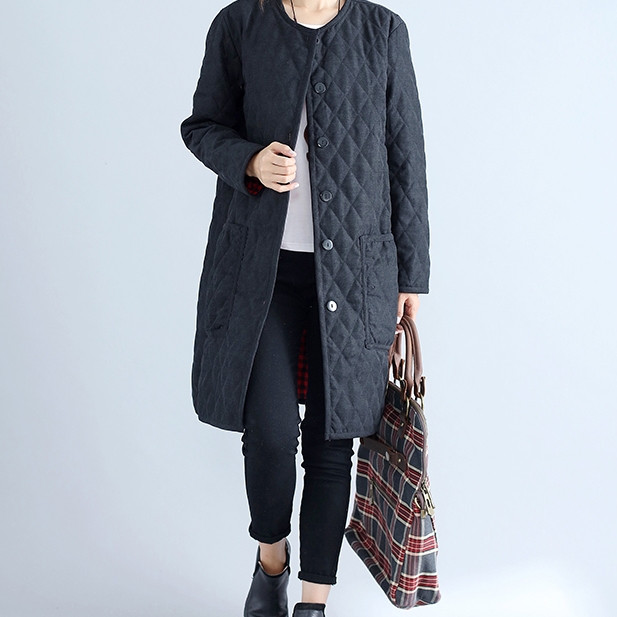 キルティング ノーカラー コート アウター ロングコート 膝丈 ひざ丈 袖あり 長袖 Uネック クルーネック 襟なし Iライン サイドスリット ポケット 前開き かわいい 大人可愛い きれいめ シンプル カジュアル 大人 上品 おしゃれ お洒落 大人女子 こなれ感 ラフ ラブリー