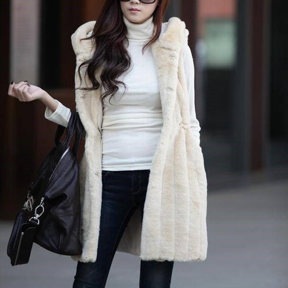 ノースリーブコート ノースリーブジャケット ベスト アウター デート 上着 もこもこ ウエスト絞り ミドル丈 フェイクファー フーディー フード付き 袖なし 前開き かわいい 大人可愛い きれいめ シンプル カジュアル 大人 上品 おしゃれ お洒落 大人可愛い 大人女子 こなれ感